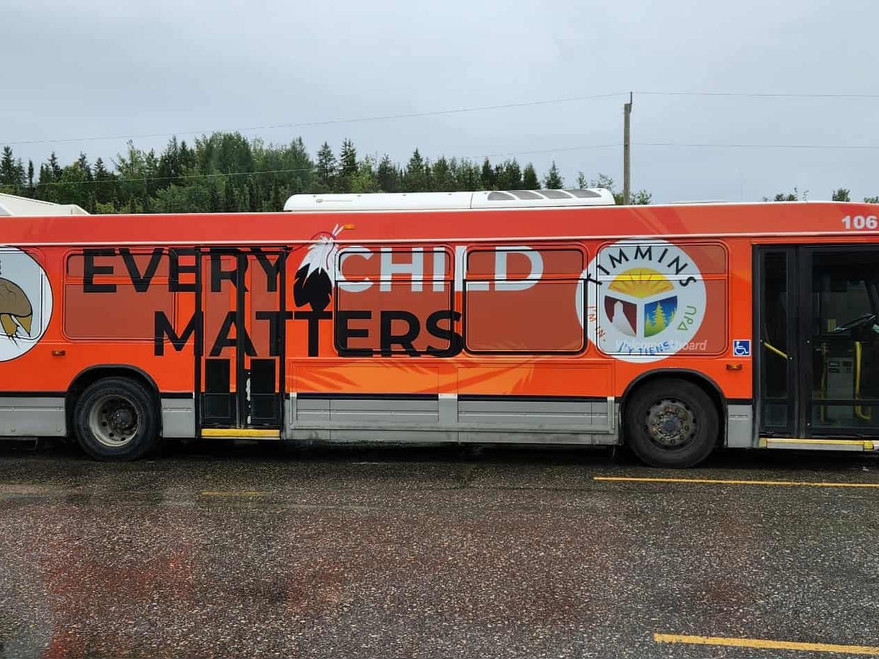 Timmins rend hommage à l’artiste autochtone Shaun Hedican