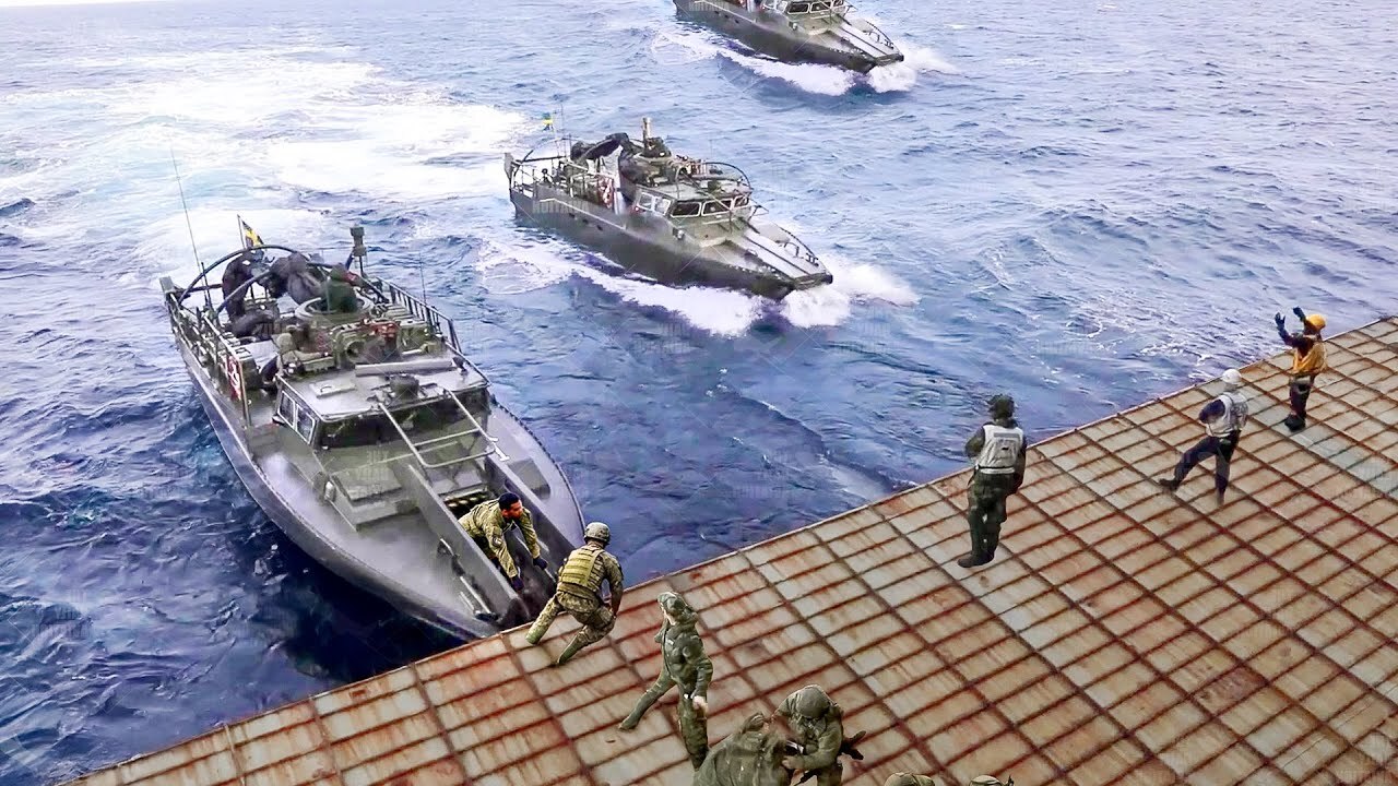 US Marines Launching Monstrously Powerful Swedish Riverine Boats at Sea