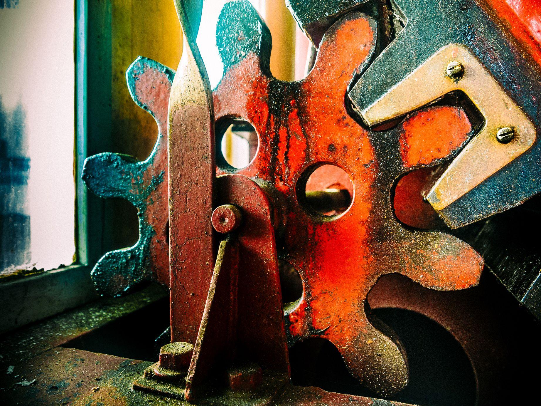 Enjoy a tour of Hull's River Bridges