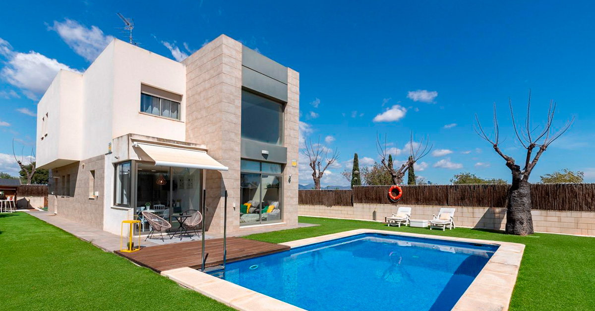 Where foreigners are buying property in Spain in 2025
