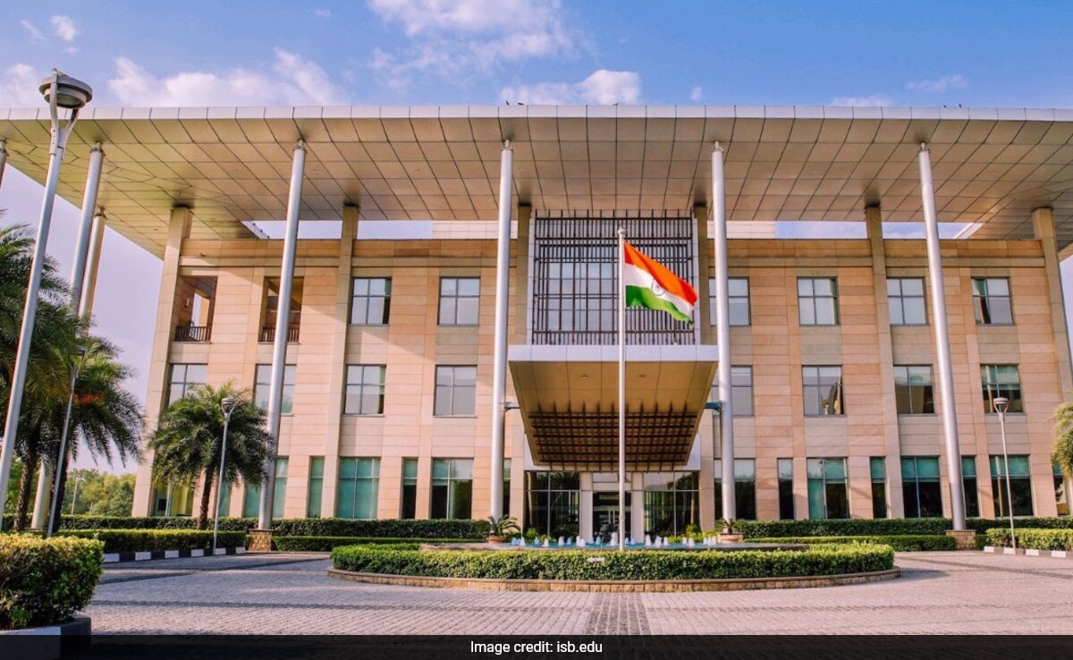 LinkedIn's MBA Rankings 2025: List Of Top Colleges In India And World