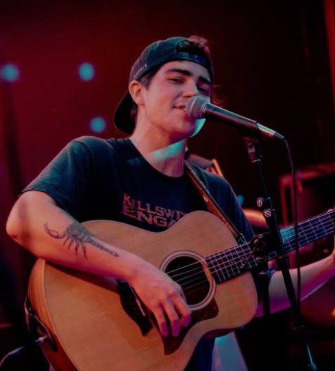 Who is Sasha Allen? Trans singer behind viral song linked to Charlie ...