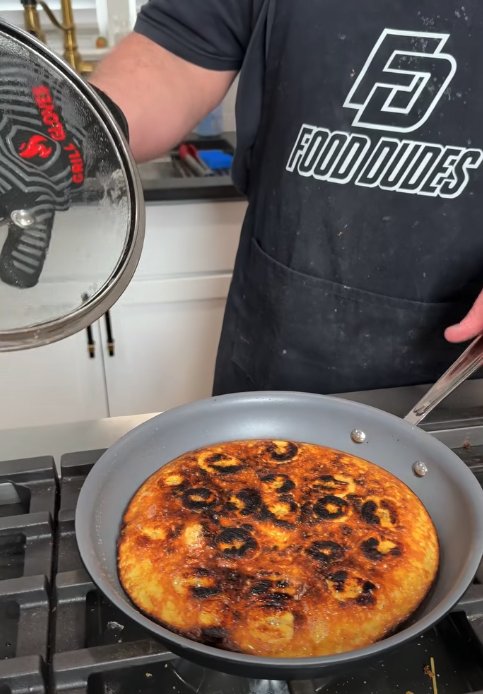 The best omelette flipping life hack