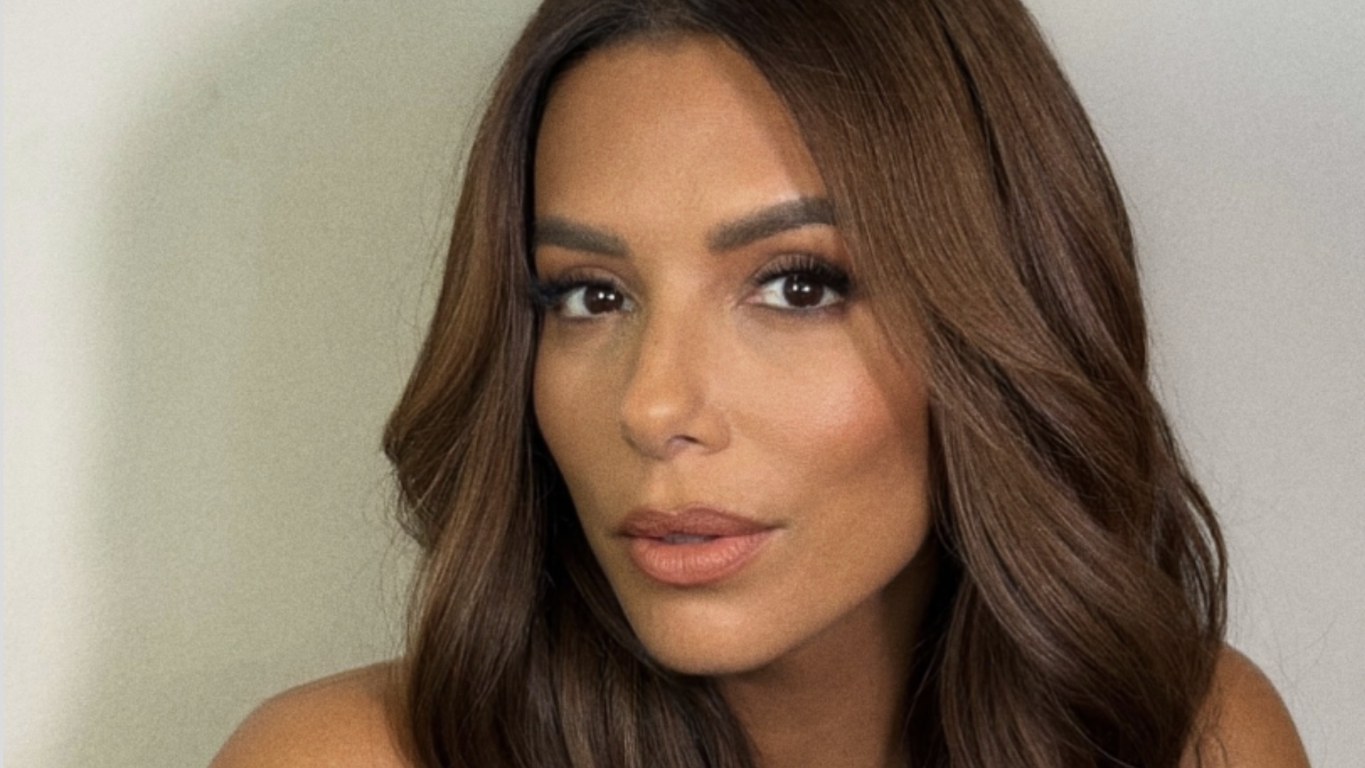 "Está envejeciendo con gracia": A sus 49 años, Eva Longoria demuestra que el carisma no tiene ...