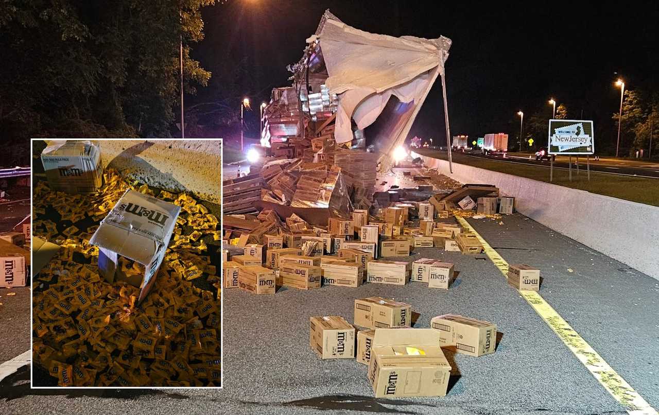 Tractor Trailer Hauling M Ms Crashes On I 80 Spilling Candy Across Highway