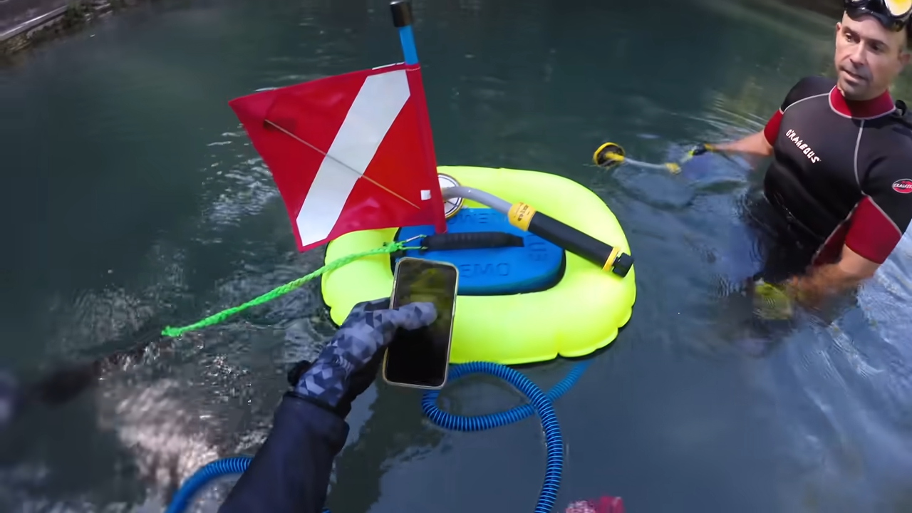I found $10,000 worth of lost electronics underwater