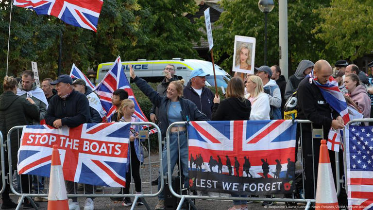 Fact check: Why are national flags being raised in the UK?