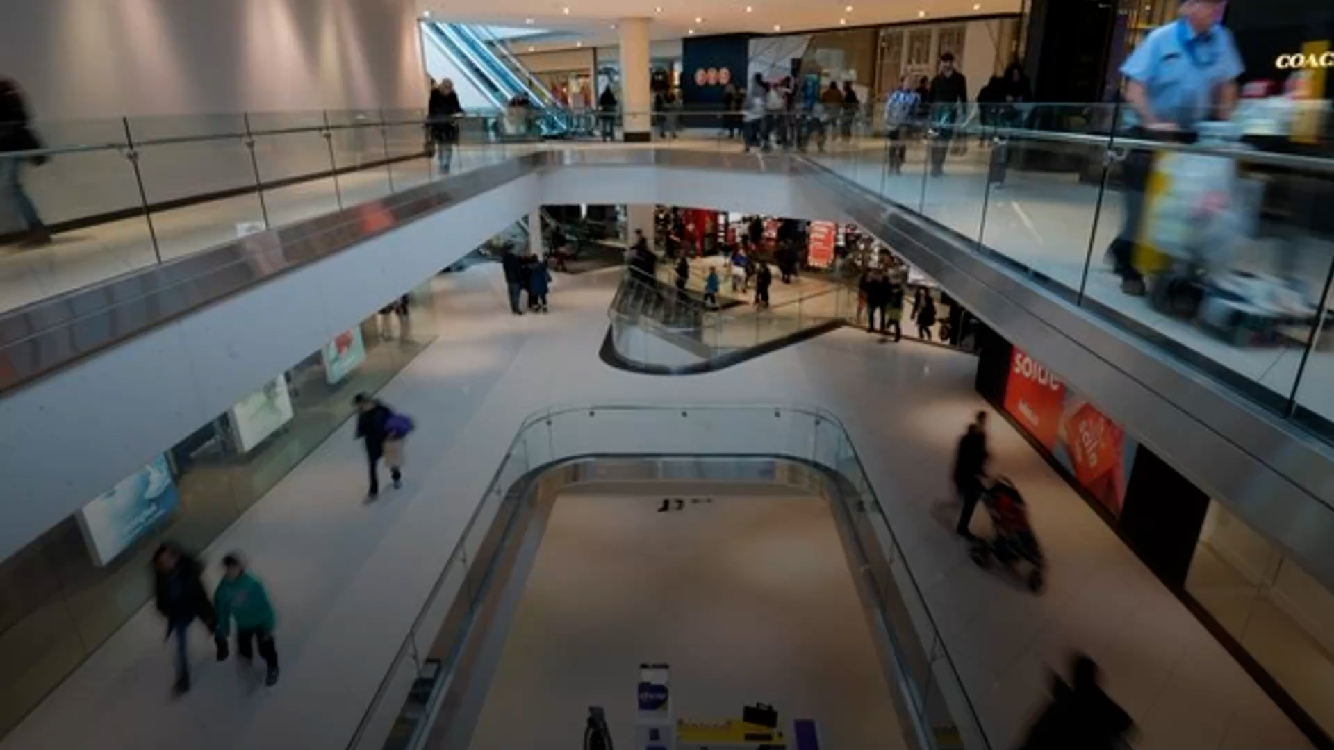 More small businesses missing payments: Equifax