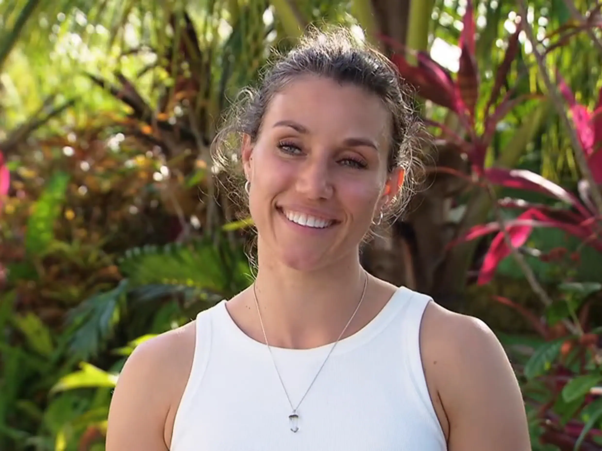 Sharon uit B&B Vol Liefde onthult wat de minder nette naam van de groepsapp van 'de meiden van ...