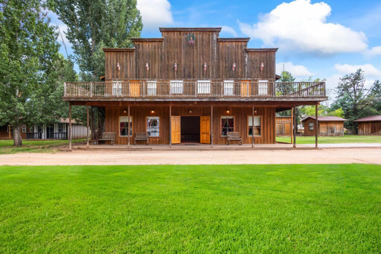 50-acre ranch with its own hotel, theater and golf course is up for ...