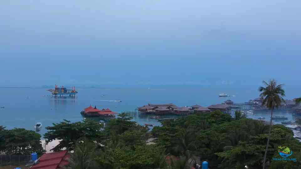 Visit to Mabul vlog intro taster - Tread the Globe