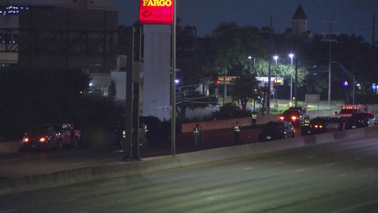 Fatal 3-vehicle crash in San Antonio: Speed and alcohol suspected, SAPD ...