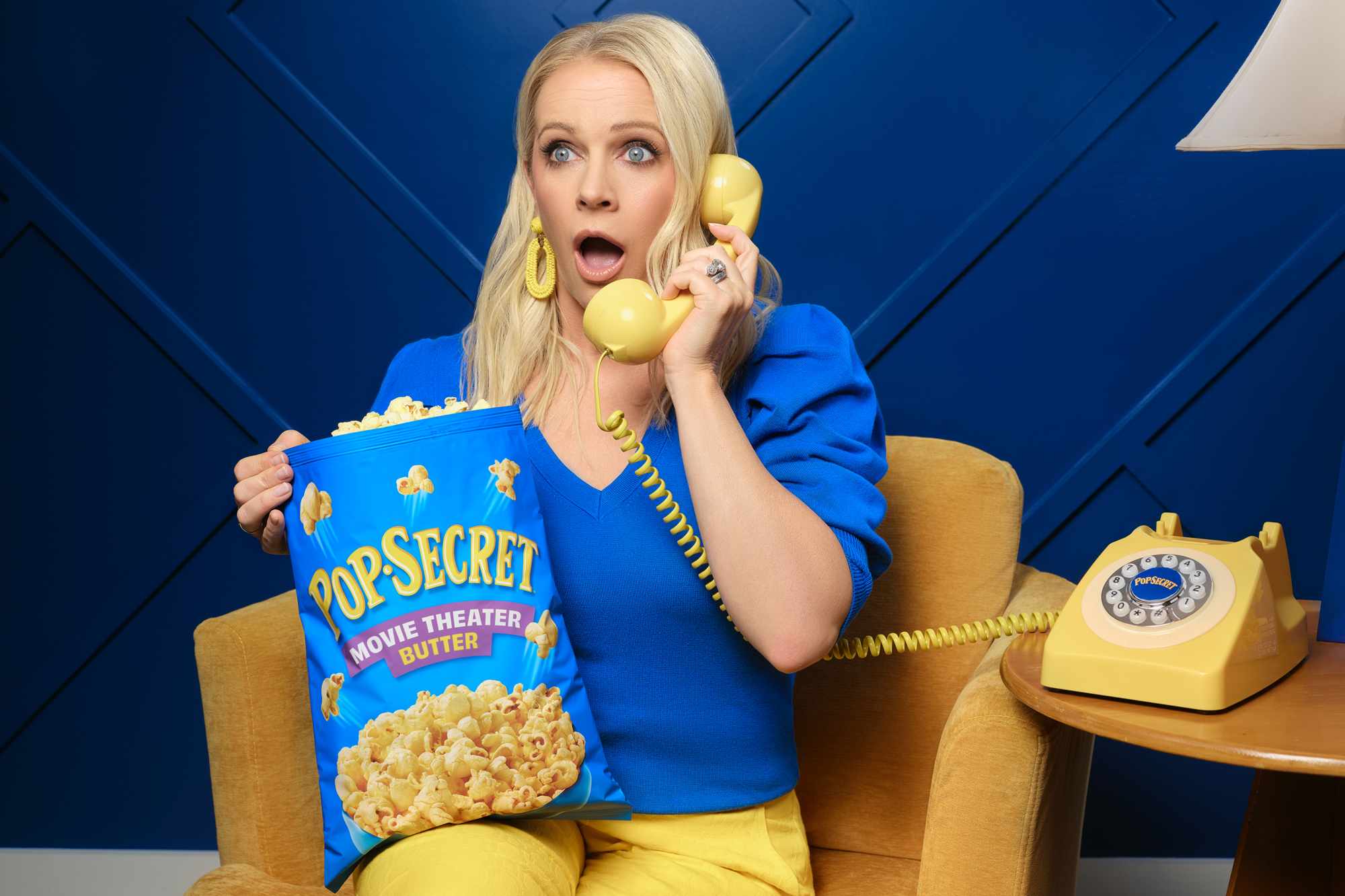 Melissa Joan Hart Channels Her ’90s Roots as Pop Secret’s First 'Chief ...