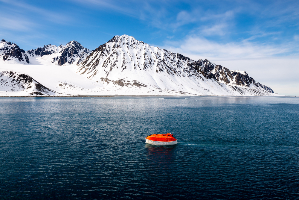 Incredible survival stories from the Arctic tundra