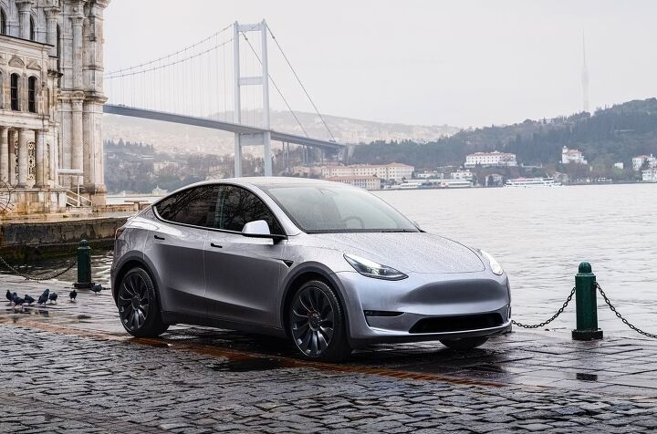 Some Teslas Are Trapping Kids in the Back Seat