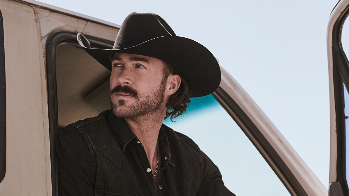 Riley Green Reveals Destinations On His 2026 Headlining Run — See The Dates