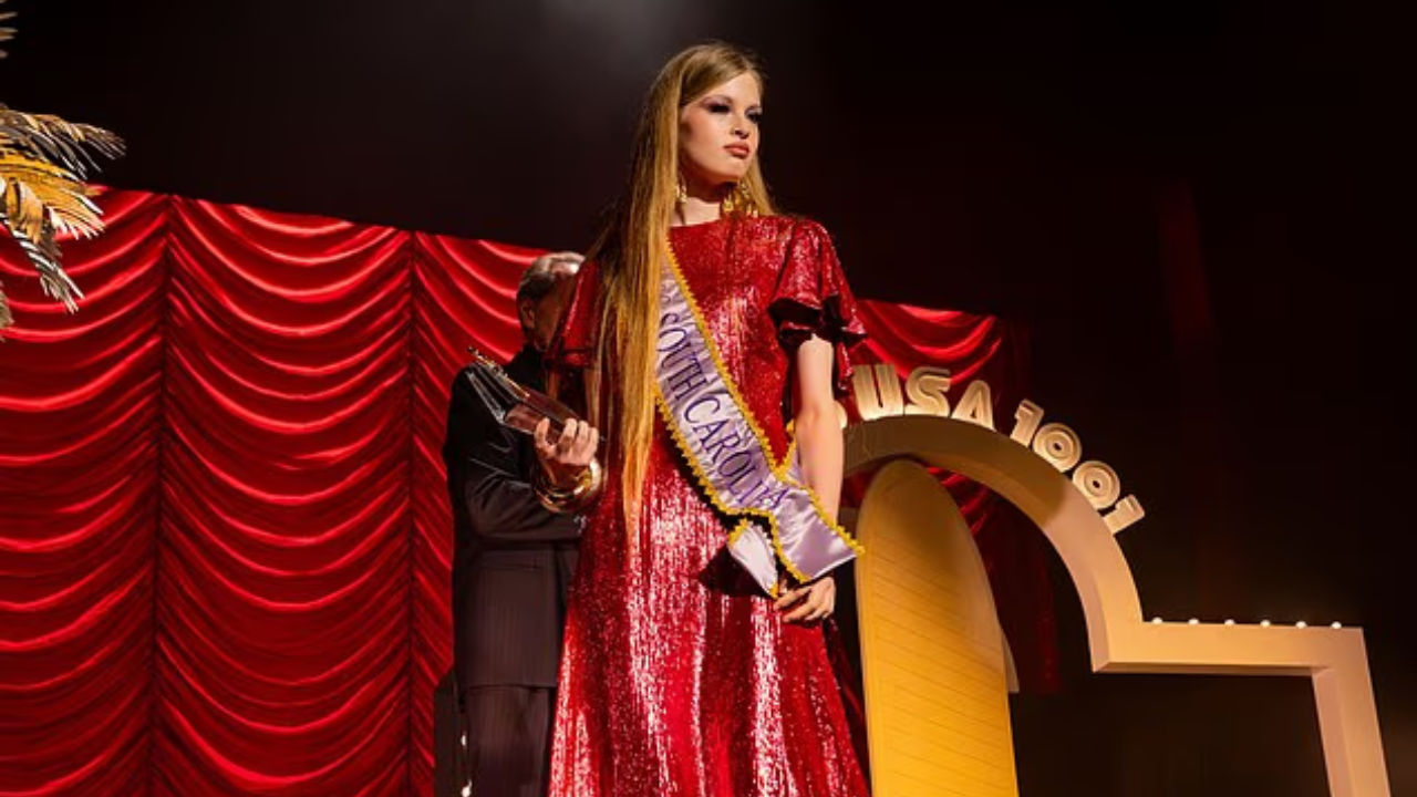 Meet Elon Musk’s estranged trans daughter, who redefined fashion with ...