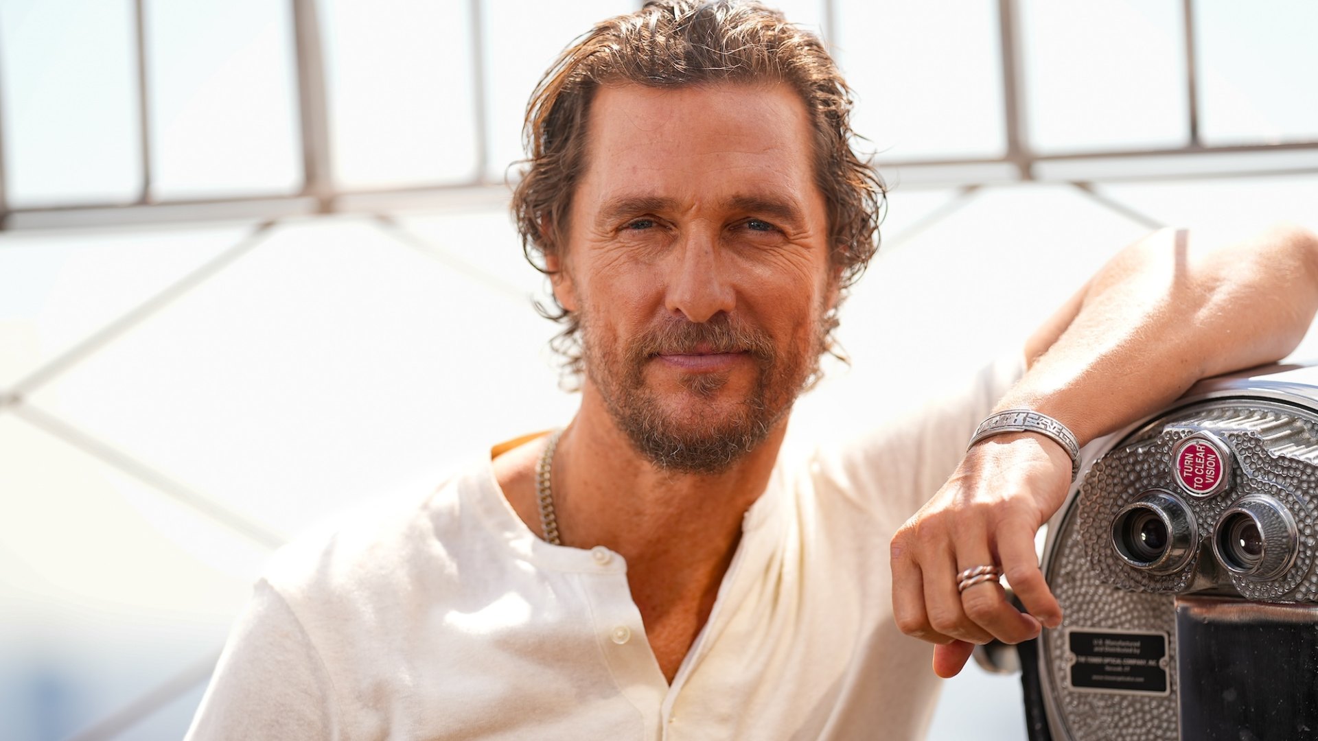 Matthew McConaughey Writes About Quitting Weed and Pooping in New Book ...