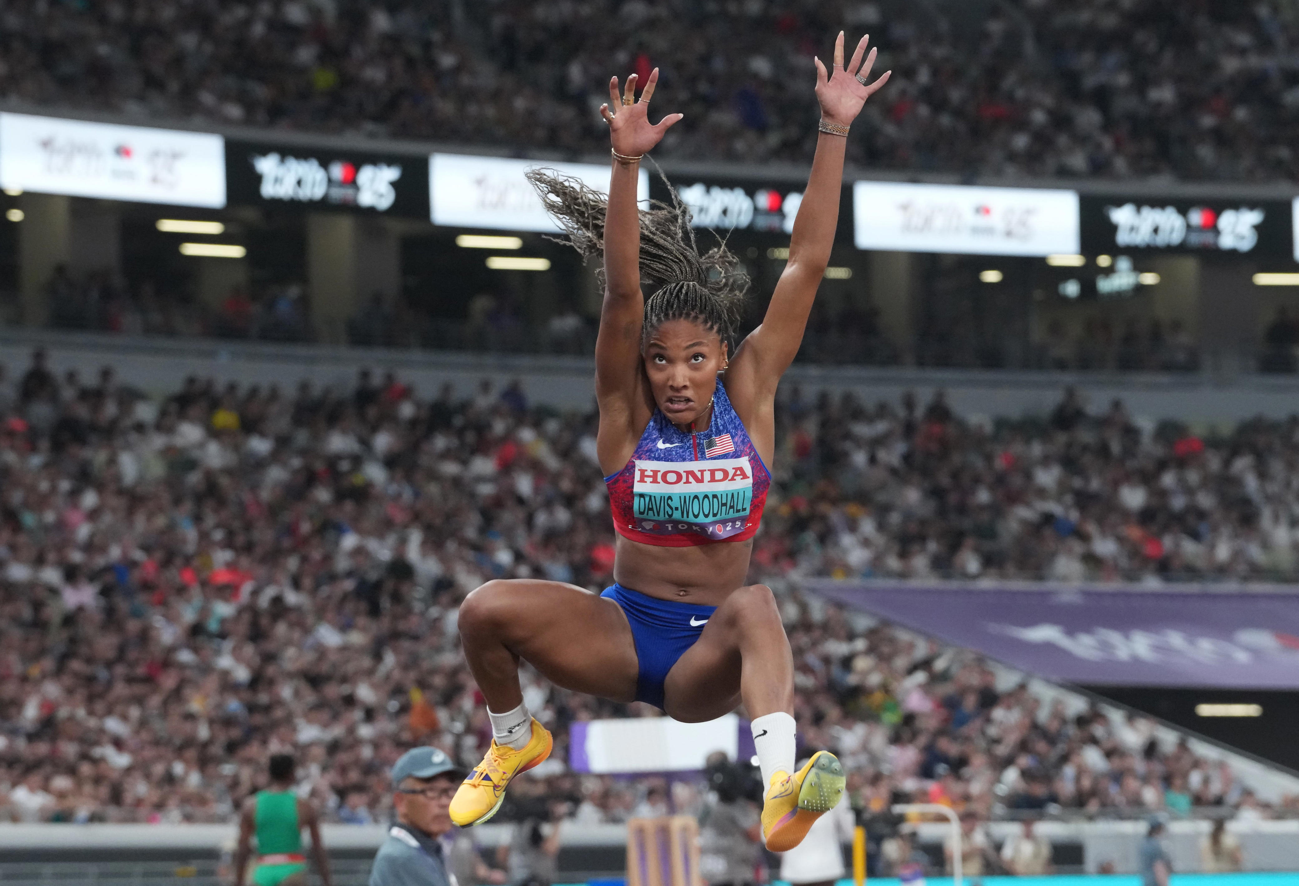 Davis-Woodhall wins gold, Young fifth at World Track and Field ...