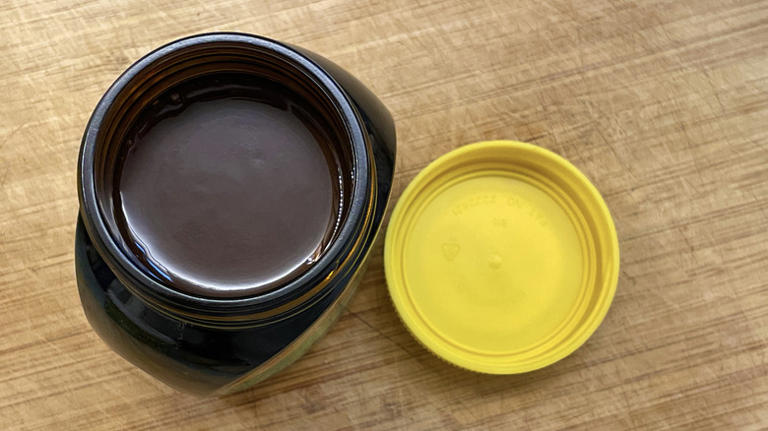 What Is Marmite, And What Does It Taste Like?