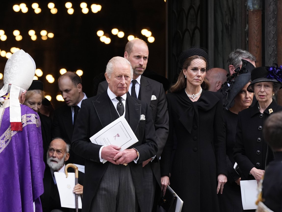 Funeral of Duchess Katherine: Royal Family United in Mourning