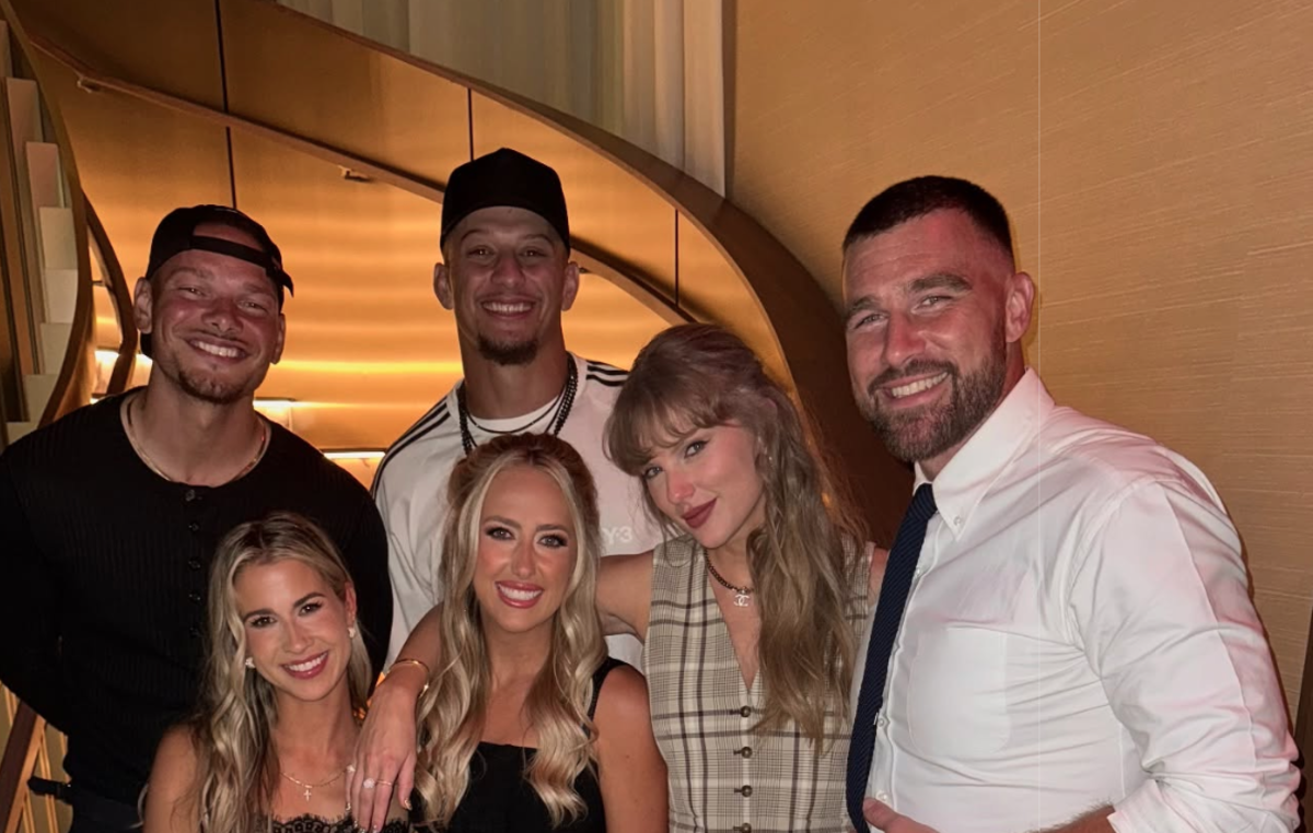 Taylor Swift Wore $4,000 Outfit To Patrick Mahomes' Birthday Dinner