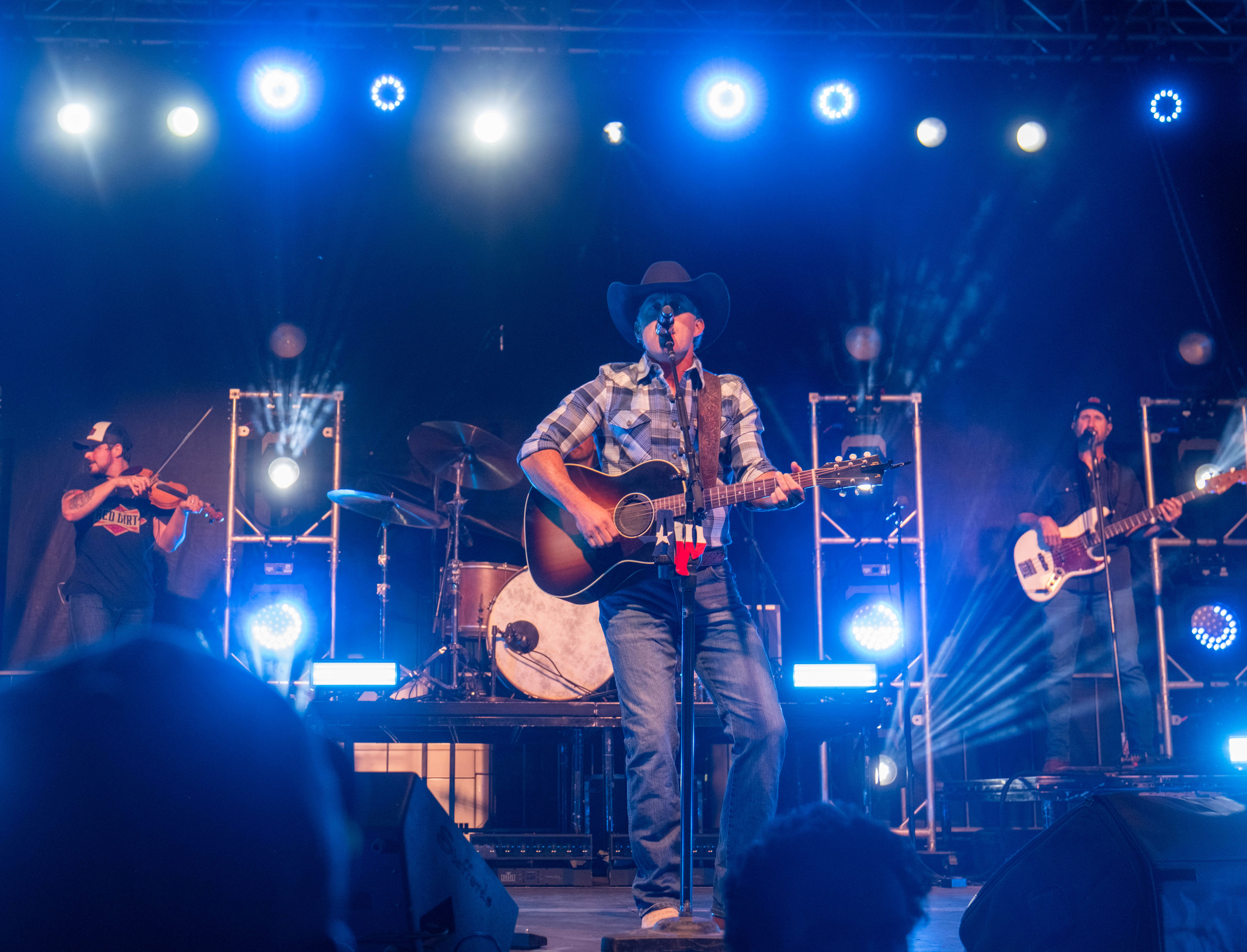 Aaron Watson rocks Amarillo’s Patriot Day concert honoring vets