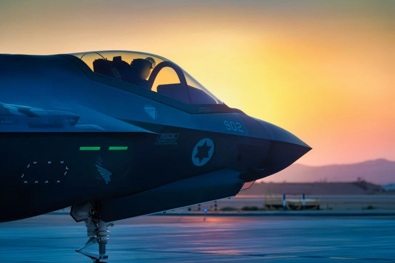 Forget the Kill Switch: How America Really Controls the F-35 Stealth ...