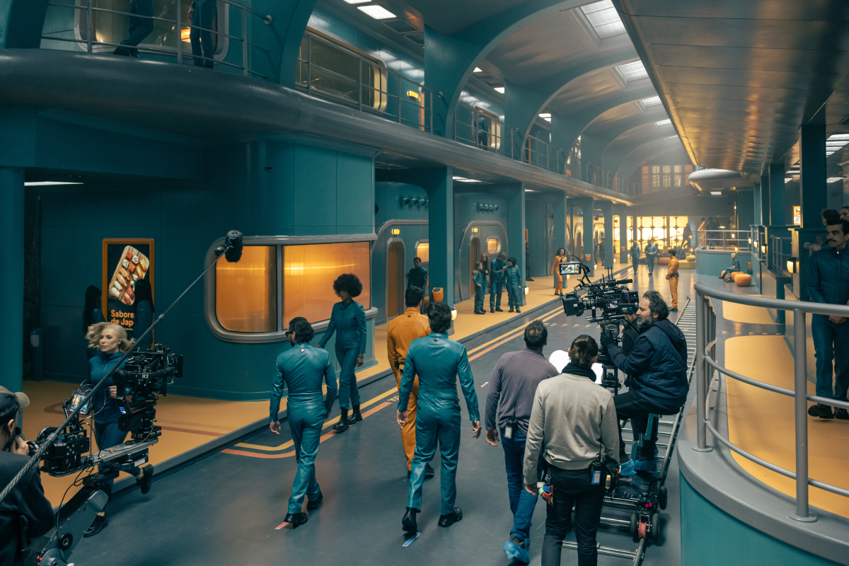 ‘Money Heist' Creator Alex Pina Talks Netflix Big Swing ‘Billionaires ...