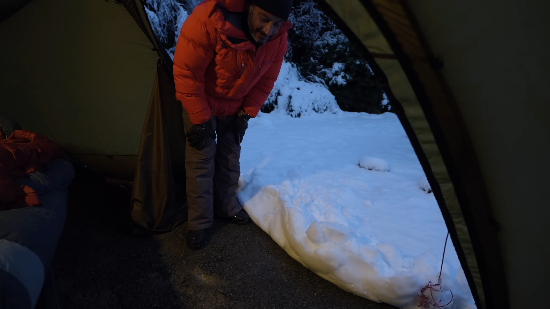 Morning Disaster: Snow Collapse on the Atlas Vestibule