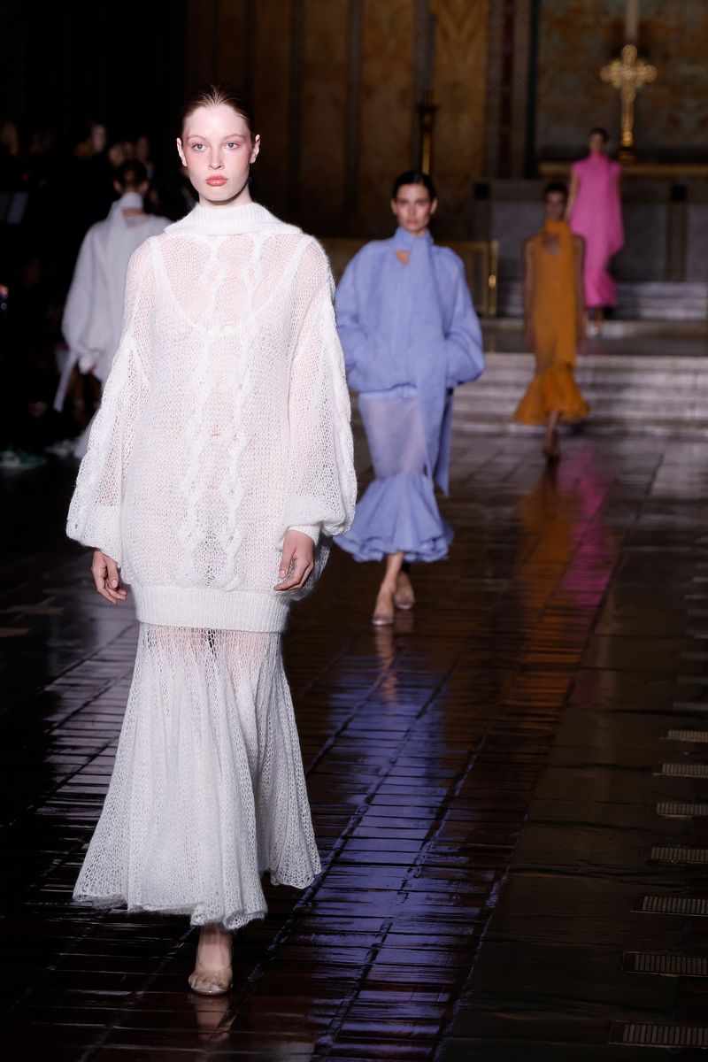 Elon Musk's Estranged Daughter Vivian Wilson Makes Her Modeling Debut ...