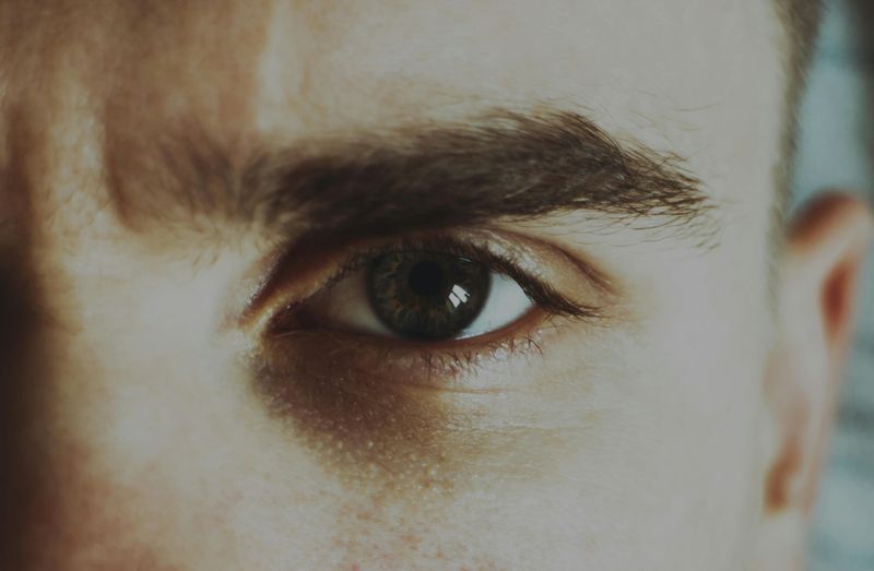 12 Silent Gestures Men Do That Earn Instant Admiration
