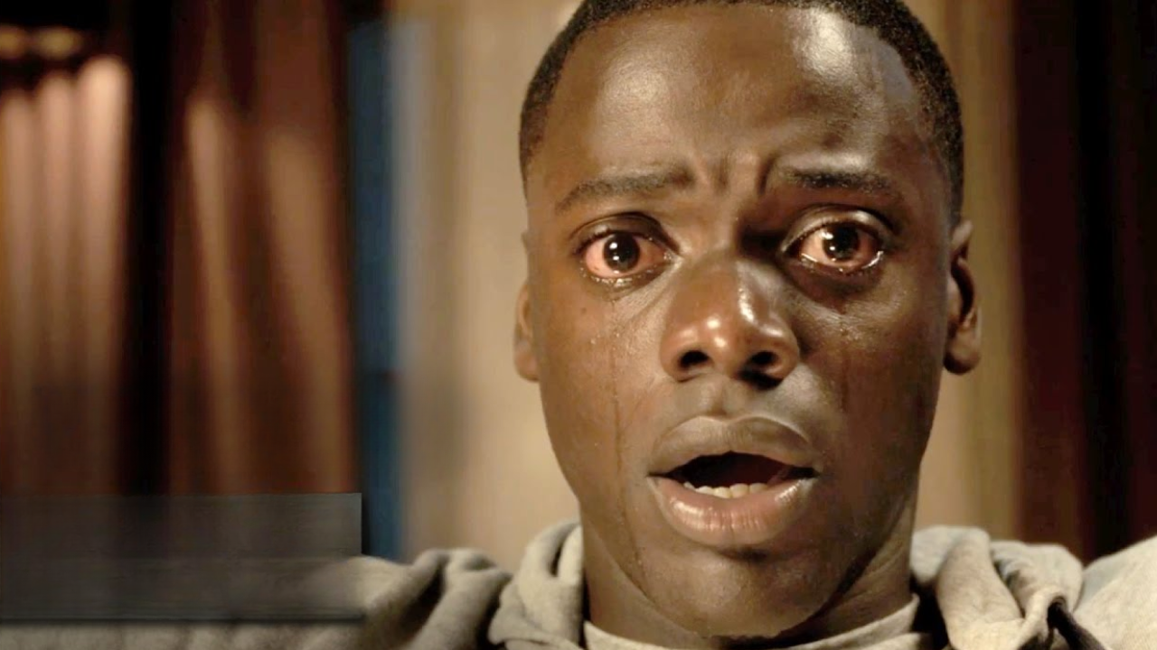 Get Out - Official Trailer (Jordan Peele, Daniel Kaluuya)