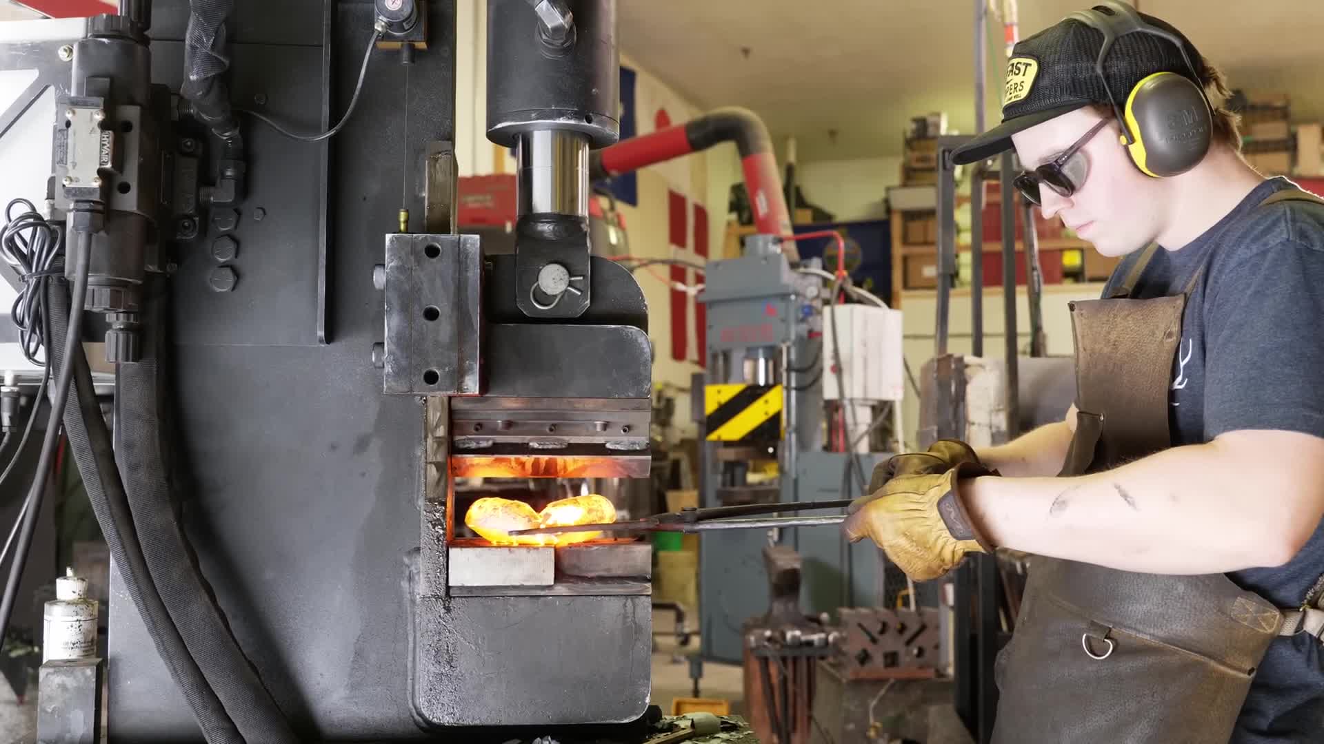 How I created a striking cigar ashtray design