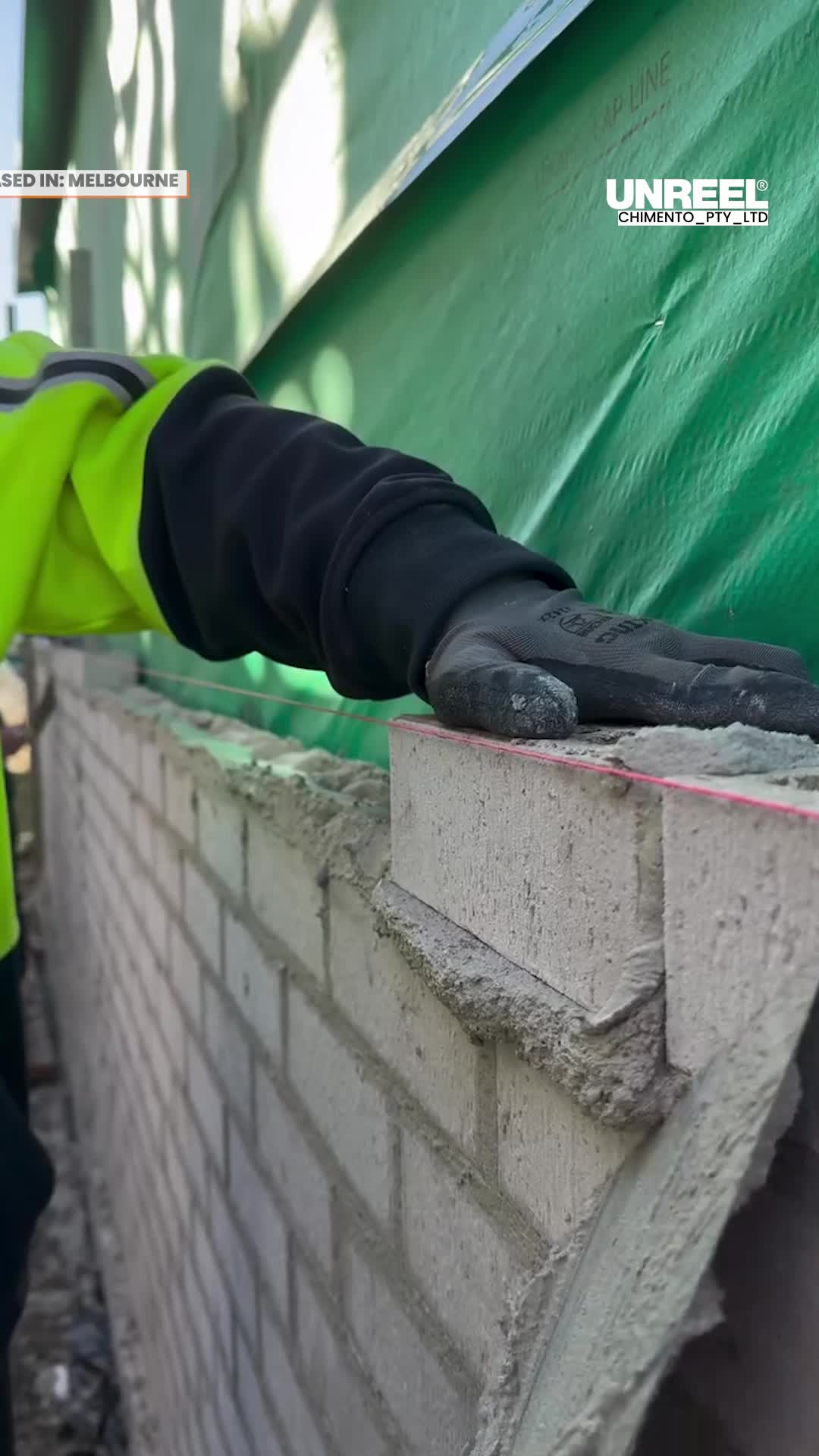 Masterful bricklaying techniques with Unreel Chimento: The art of ...