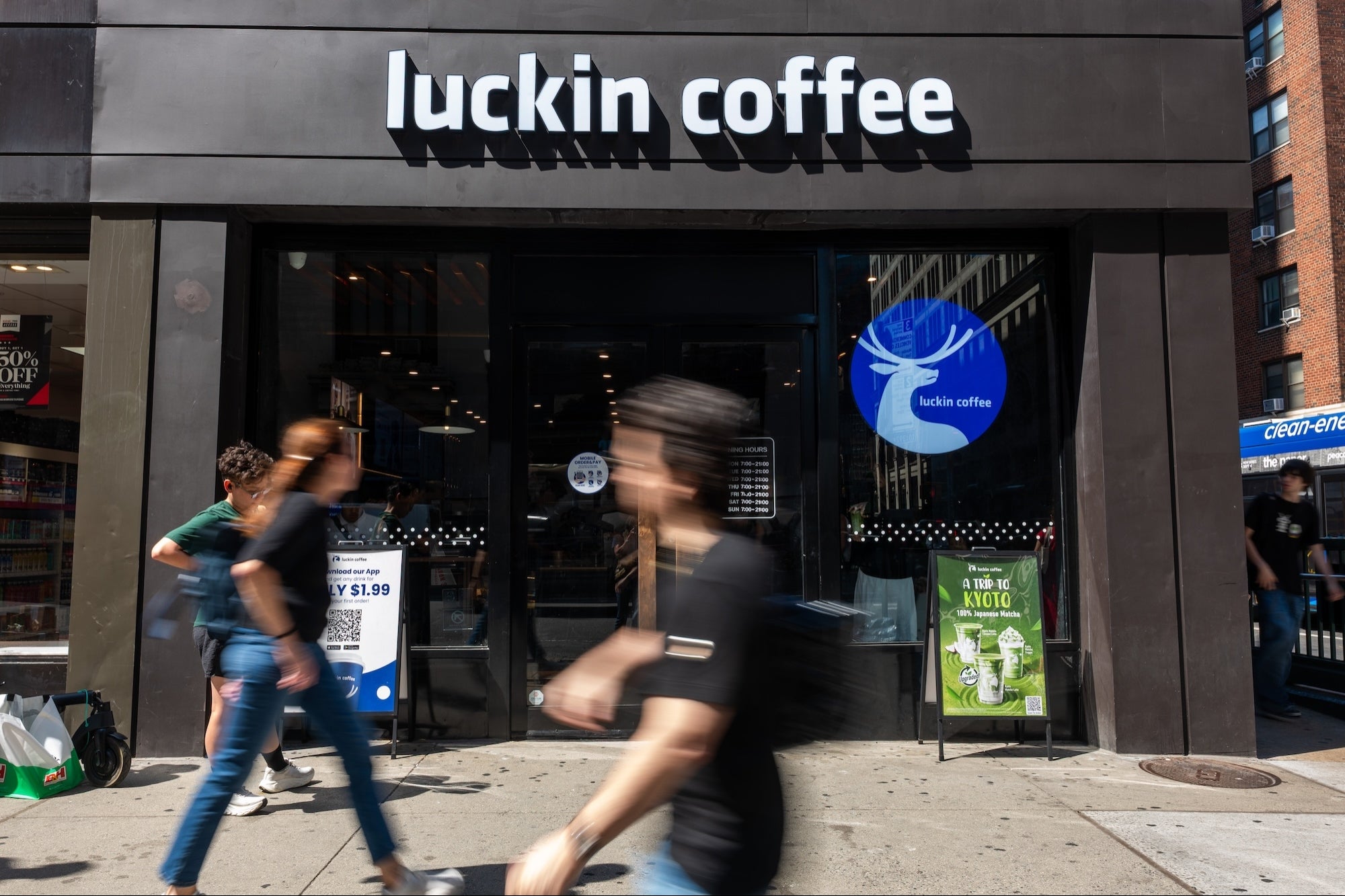 Luckin Coffee Delivers a Jolt of Competition to Starbucks
