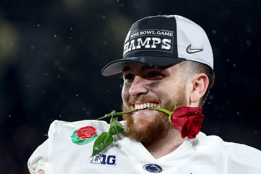 Cincinnati Bengals sign former Penn State QB Sean Clifford