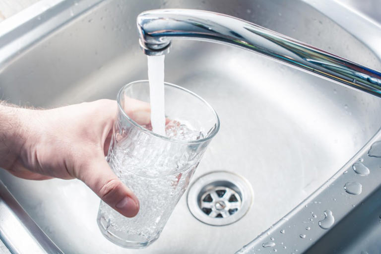 Multiple Wilmer households experiencing little to no water pressure