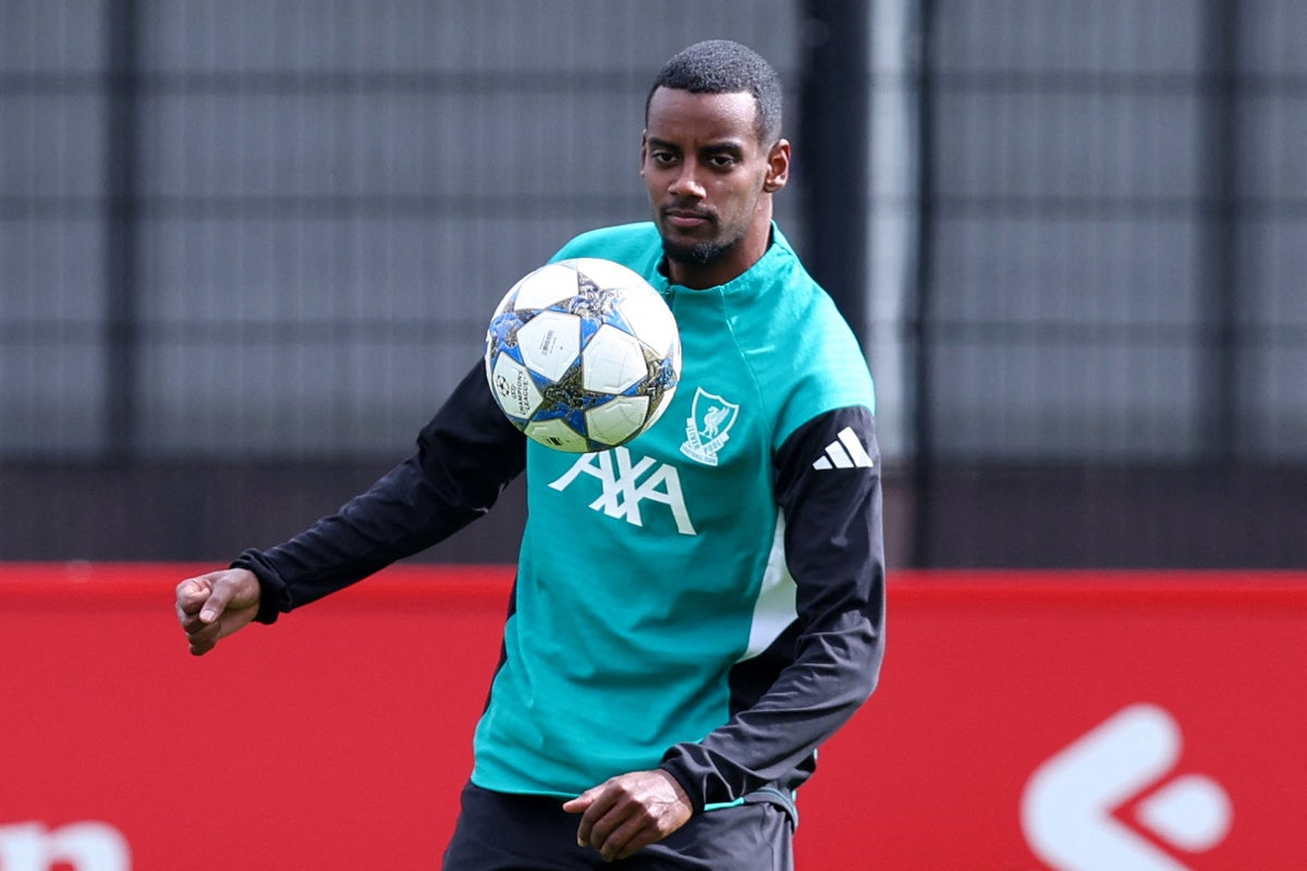 Virgil van Dijk reveals advice for Alexander Isak ahead of Liverpool debut