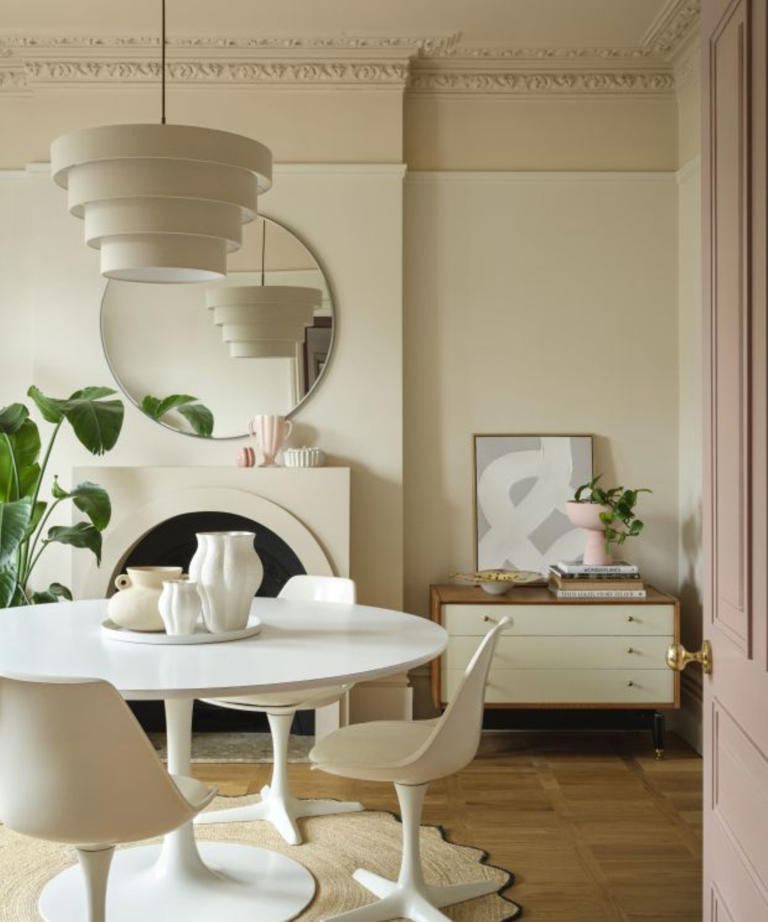 These are the 5 colors that will make a living room look more expensive ...