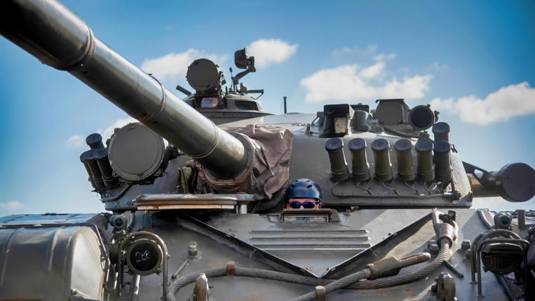 T-72: How a Feared Russian Main Battle Tank Became a “Jack-in-the-Box”