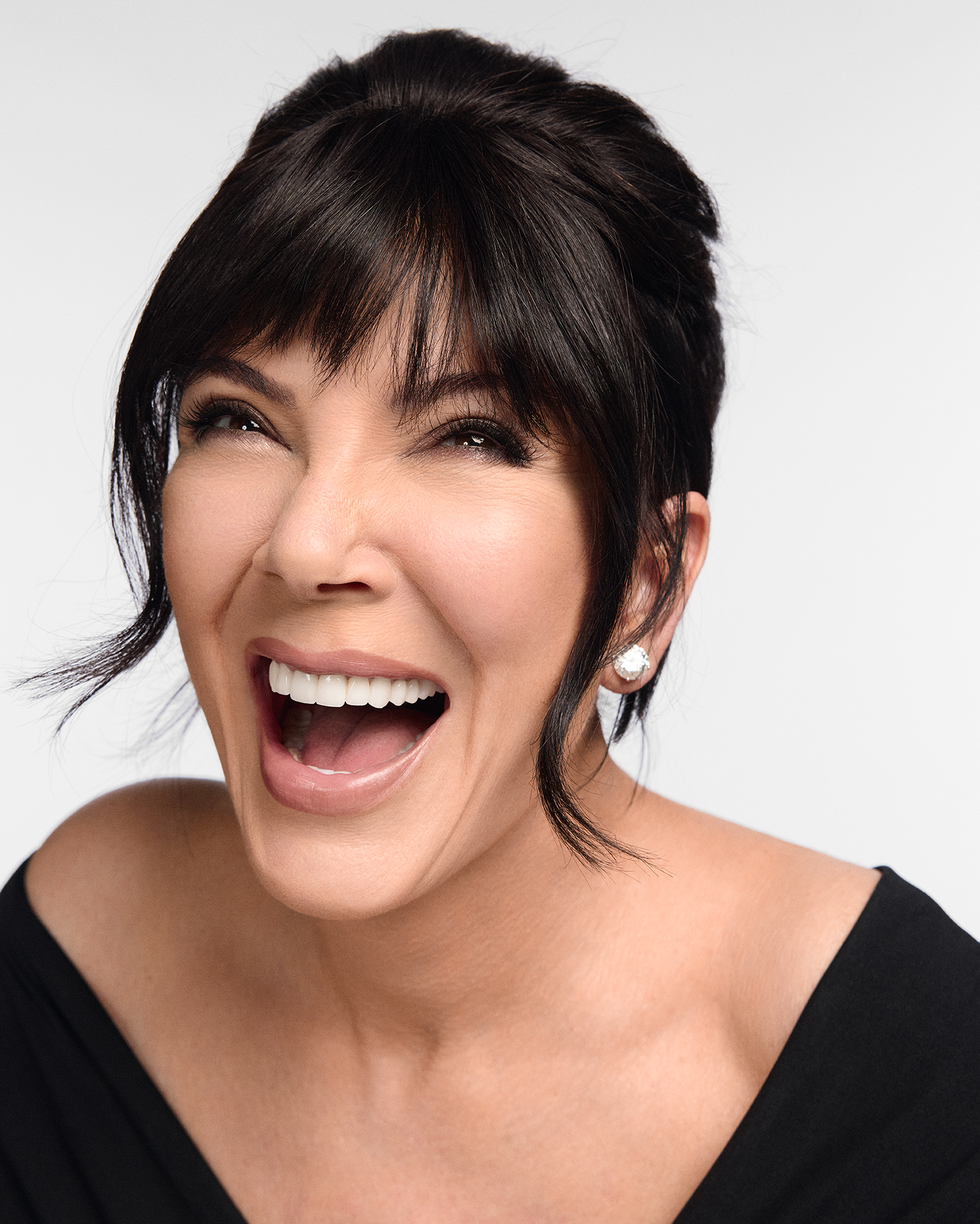 Kris Jenner looks half her age in cheeky new MAC Cosmetics campaign