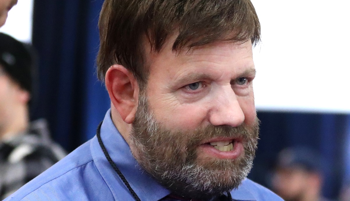 GOP pollster: "America is losing blue-collar jobs"