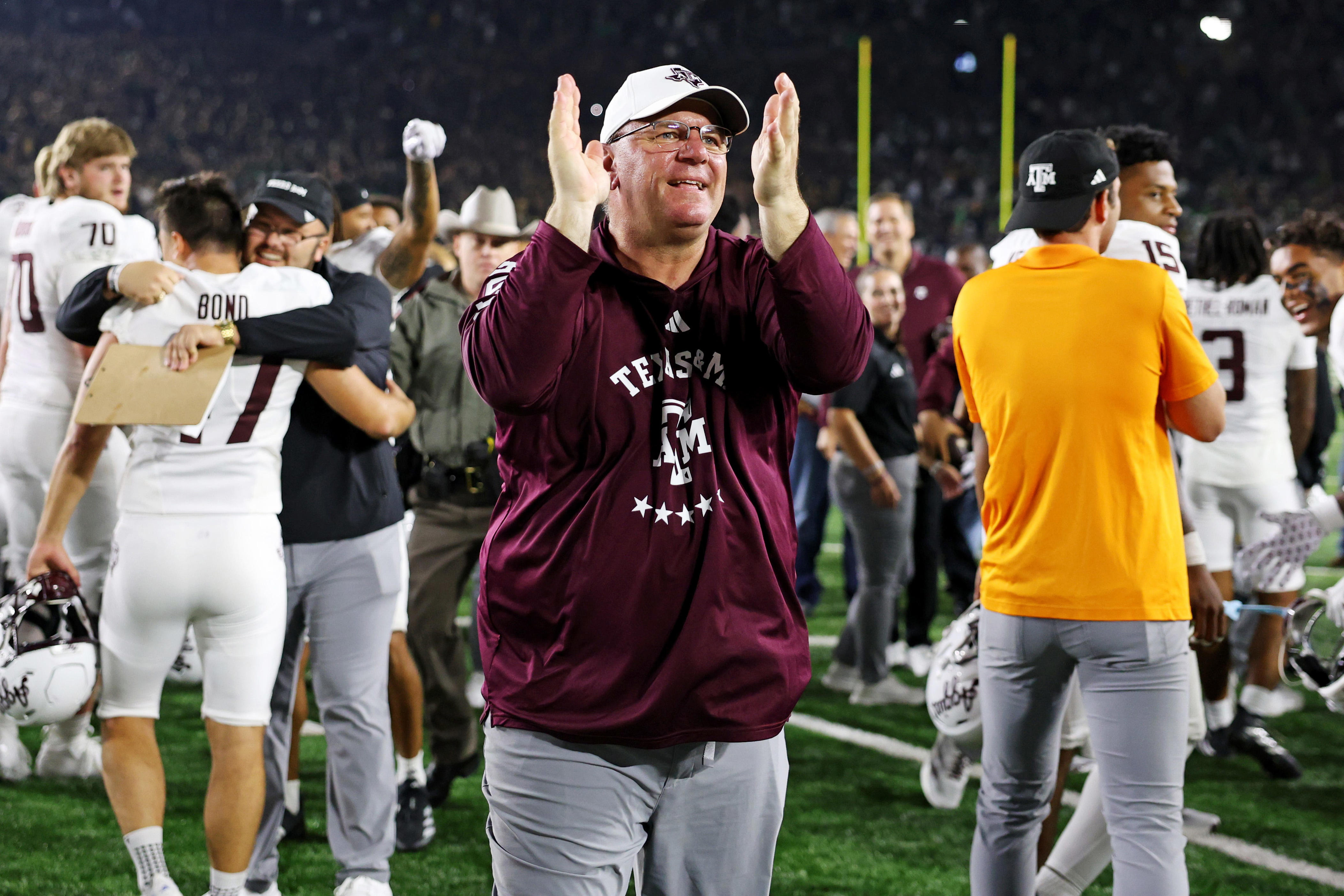Watch Texas A&M HC Mike Elko's locker room speech before the Aggies ...