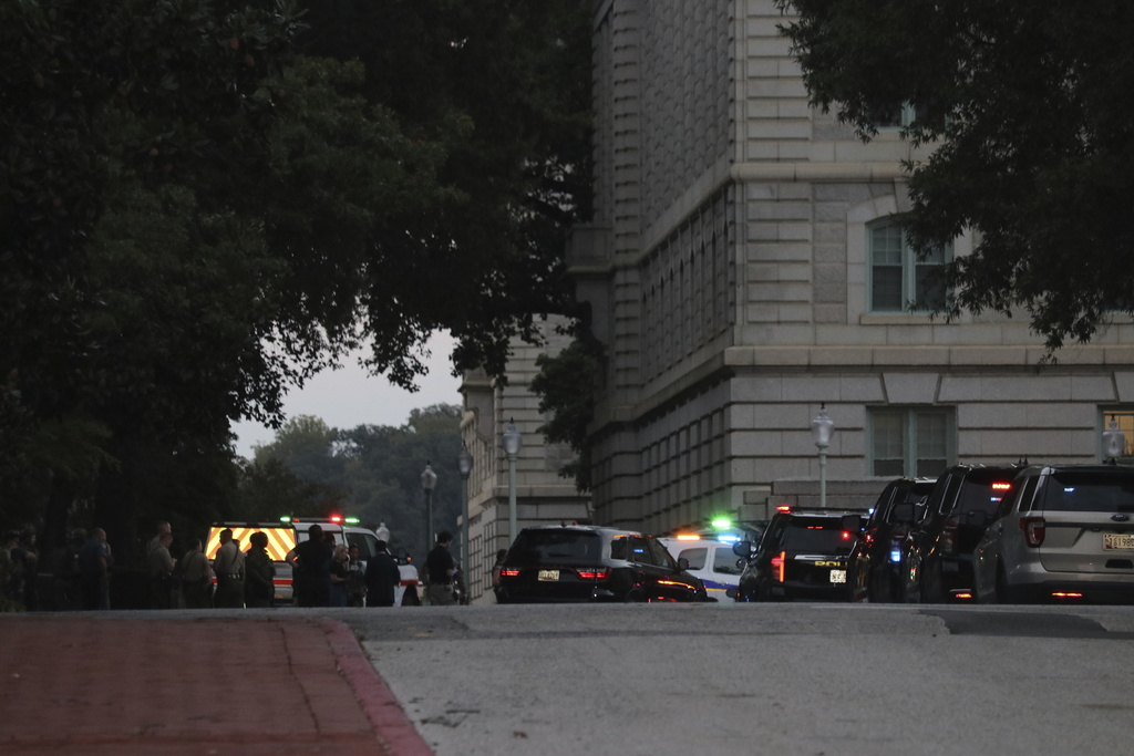 Indiana man charged with sending threat that locked down US Naval Academy