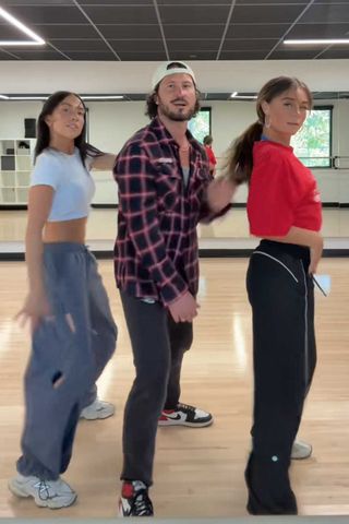 All About Jenna Johnson's 5 Siblings (Including Her Niece Who Is ...