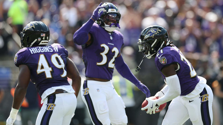 Ravens HC Teases Trenton Simpson Role Change Amid Injuries