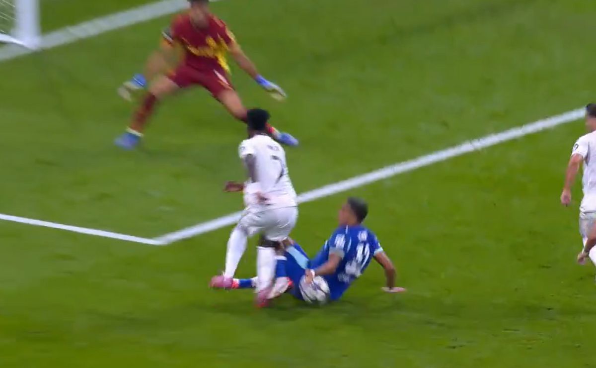¿Champions nueva, mismo robo? La polémica por penalti a favor del Real ...
