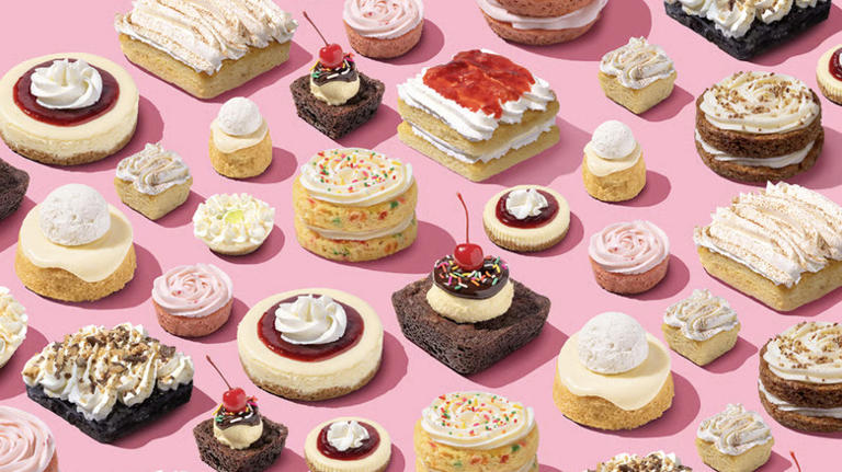 This Is The Absolute Best Crumbl Cookie Of All Time, According To ...