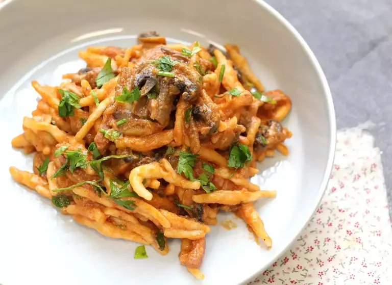 Pasta alla boscaiola - idealne pierwsze danie na jesień i zimę